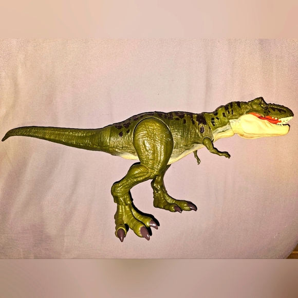 Jurassic Park | Toys | Jurassic World 27 Legacy Collection Chompin ...